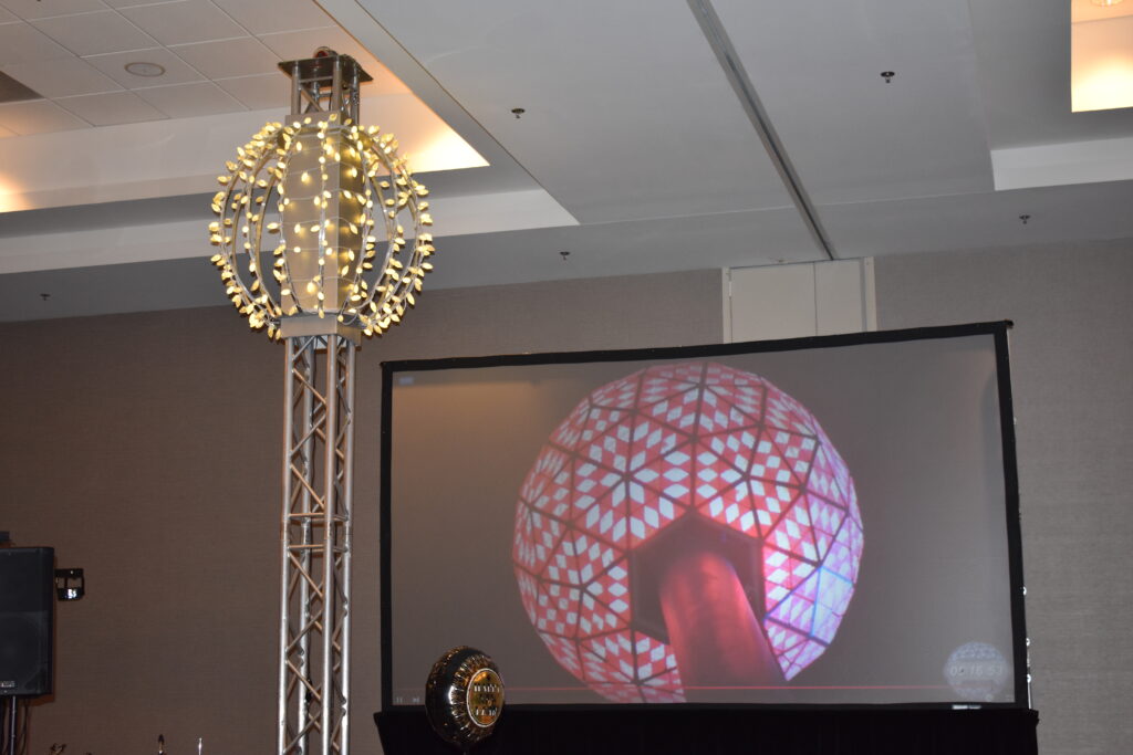 BALL DROP NEW YEARS EVE NYC