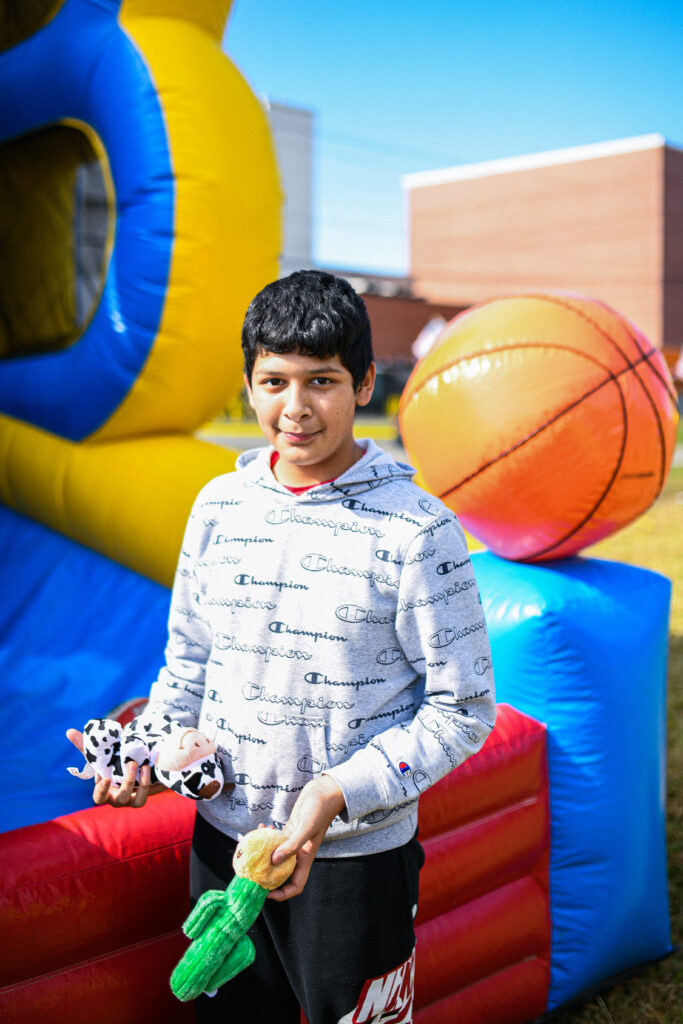 FULL COURT PRESS INFLATABLE BASKETBALL SPORTS GAME