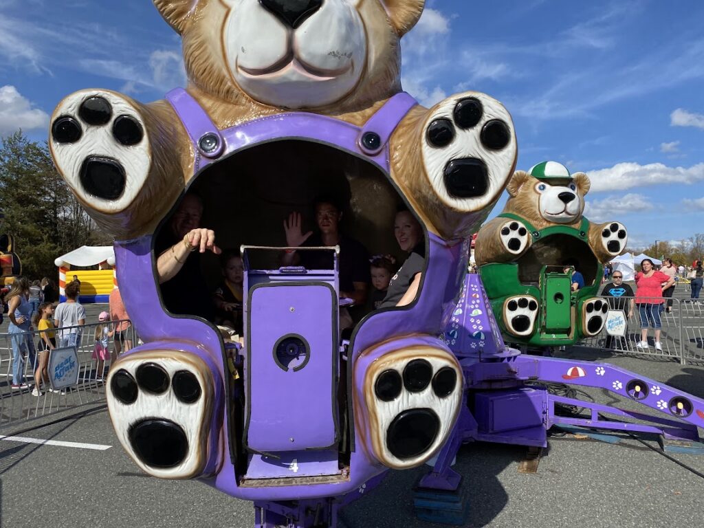 BEAR AFFAIR MECHANICAL AMUSEMENT RIDE