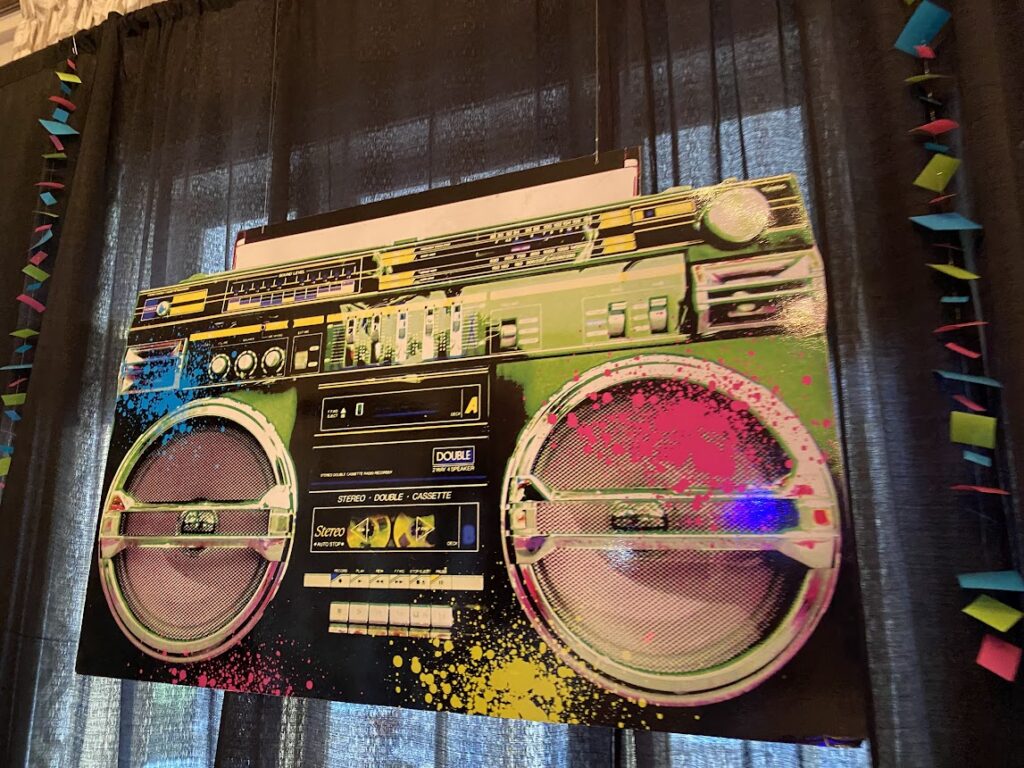 BOOMBOX SIGN CUTOUT