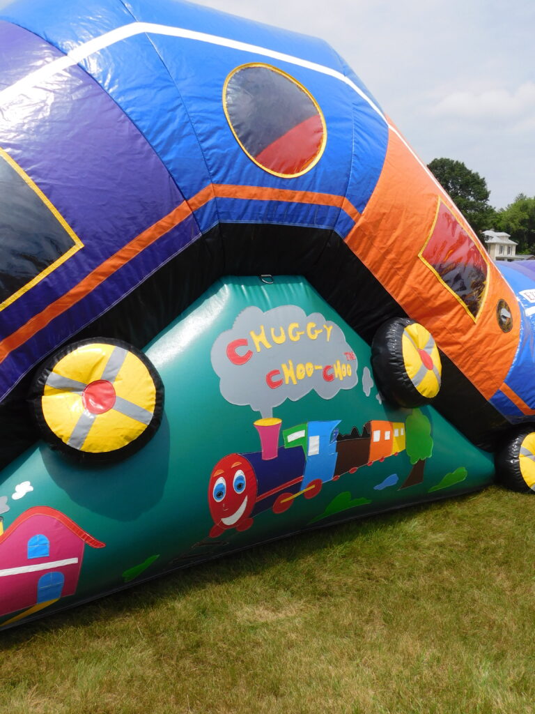 CHUGGY CHOO CHOO INFLATABLE MAZE CRAWL THROUGH