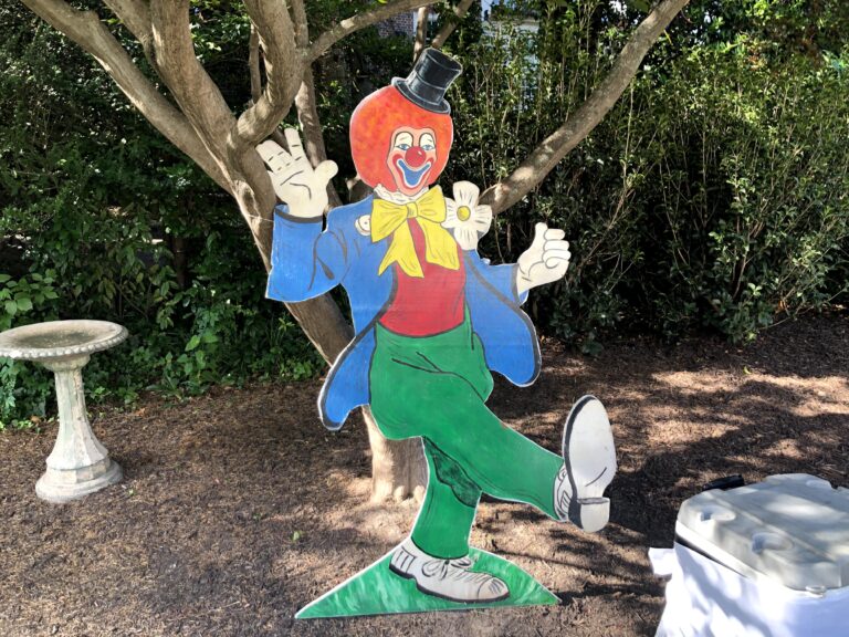 CLOWN STAND UP CUTOUT GREETER CARNIVAL PROP