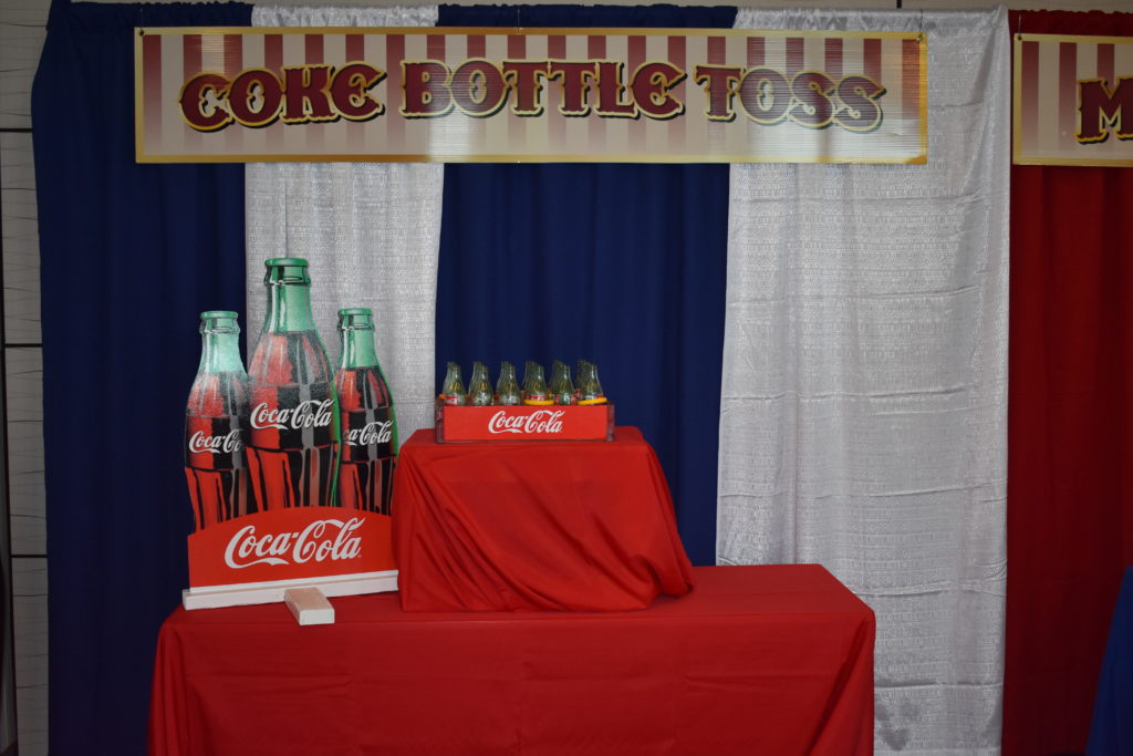 COKE BOTTLE RING TOSS CARNIVAL GAME