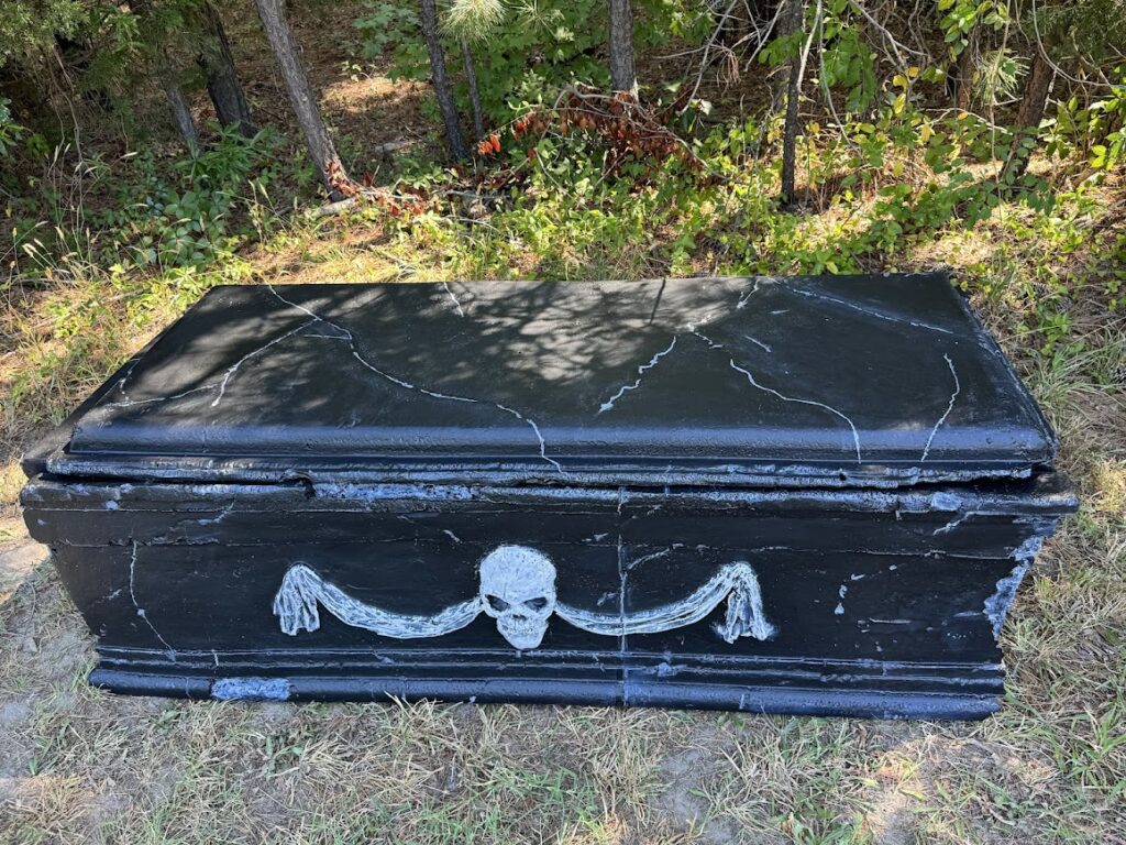 CRYPT BLACK TOMB BURIAL CHAMBER