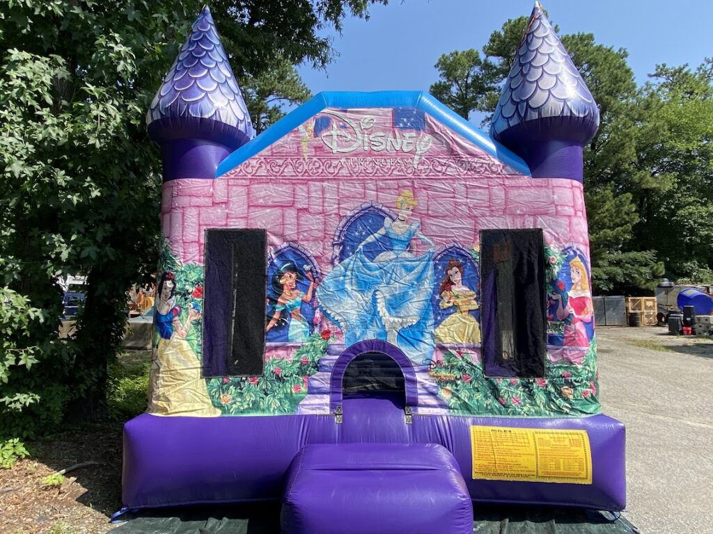DISNEY PRINCESSES INFLATABLE BOUNCER