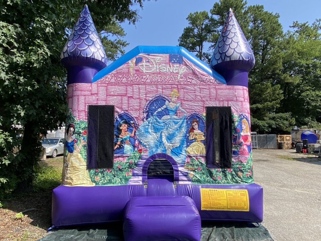 DISNEY PRINCESSES INFLATABLE BOUNCER