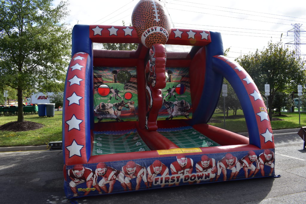 FIRST DOWN INFLATABLE FOOTBALL SPORTS GAME