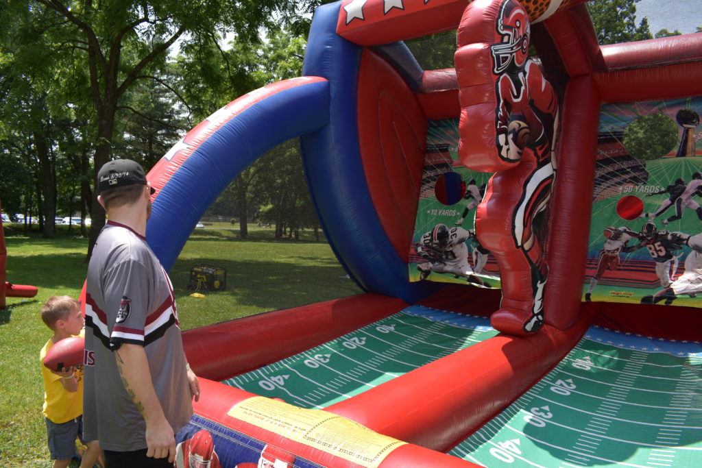 FIRST DOWN INFLATABLE FOOTBALL SPORTS GAME
