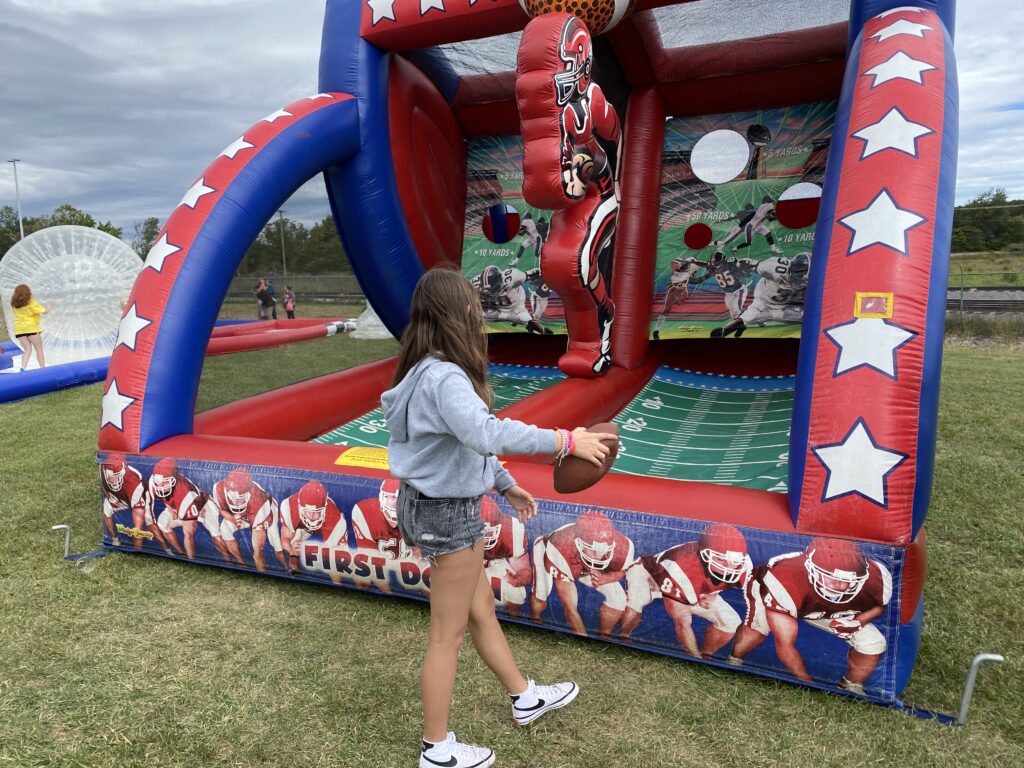 FIRST DOWN INFLATABLE FOOTBALL SPORTS GAME