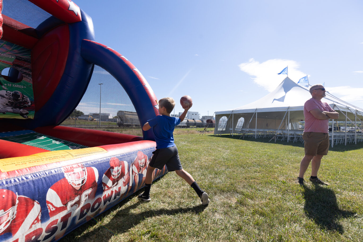 FIRST DOWN INFLATABLE FOOTBALL SPORTS GAME