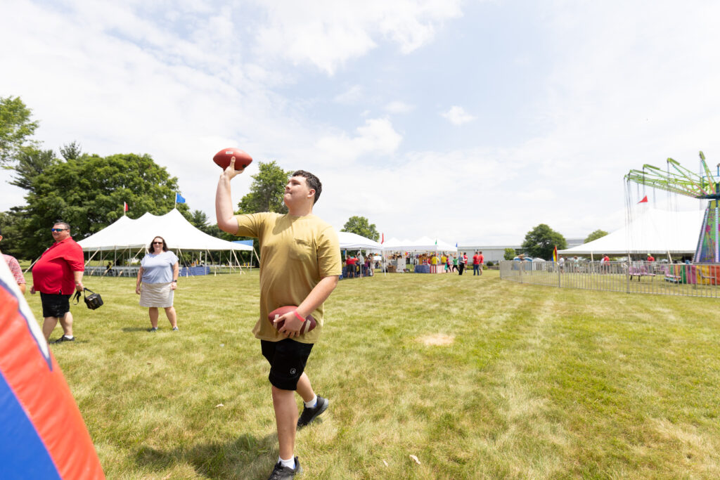 FIRST DOWN INFLATABLE FOOTBALL SPORTS GAME