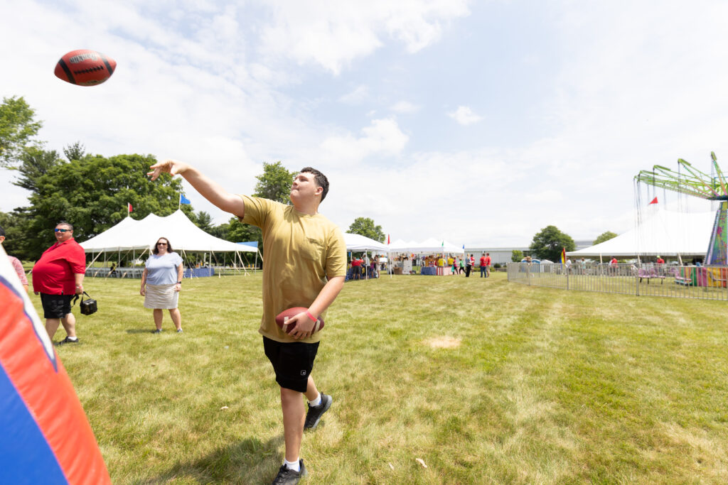 FIRST DOWN INFLATABLE FOOTBALL SPORTS GAME