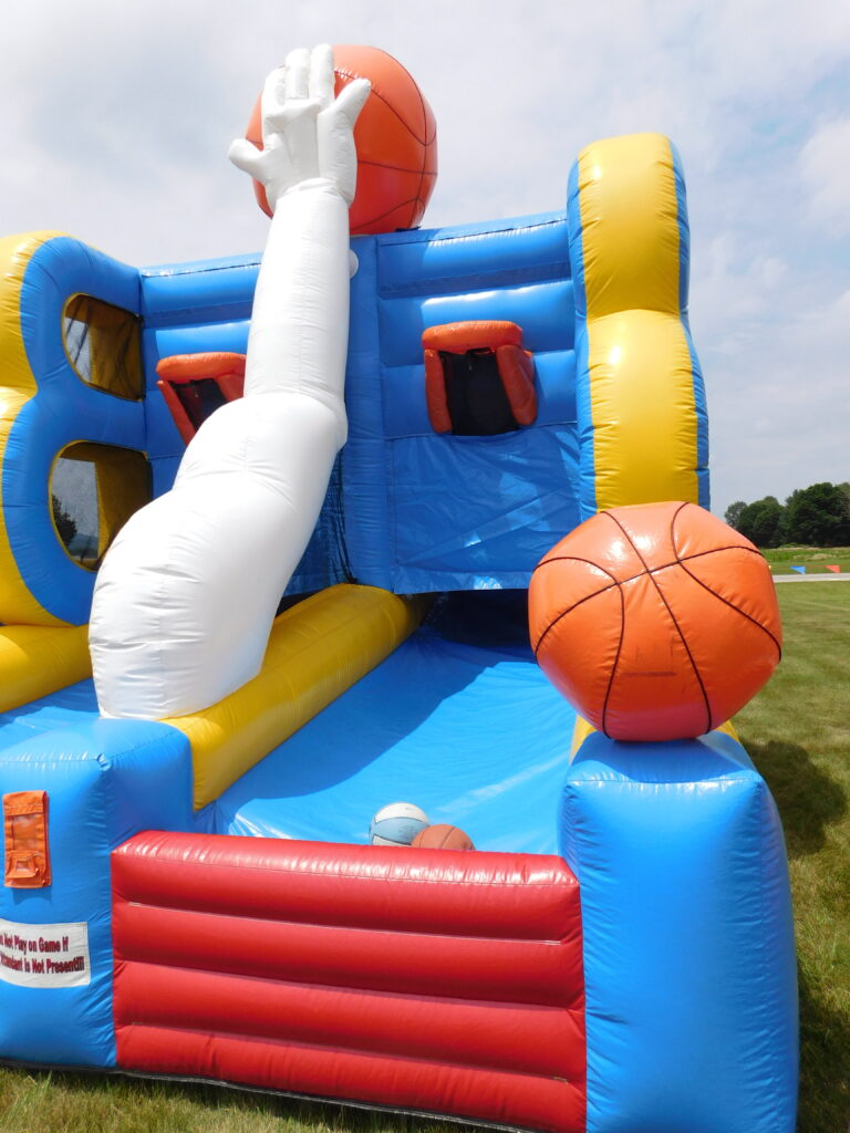 FULL COURT PRESS INFLATABLE BASKETBALL SPORTS GAME