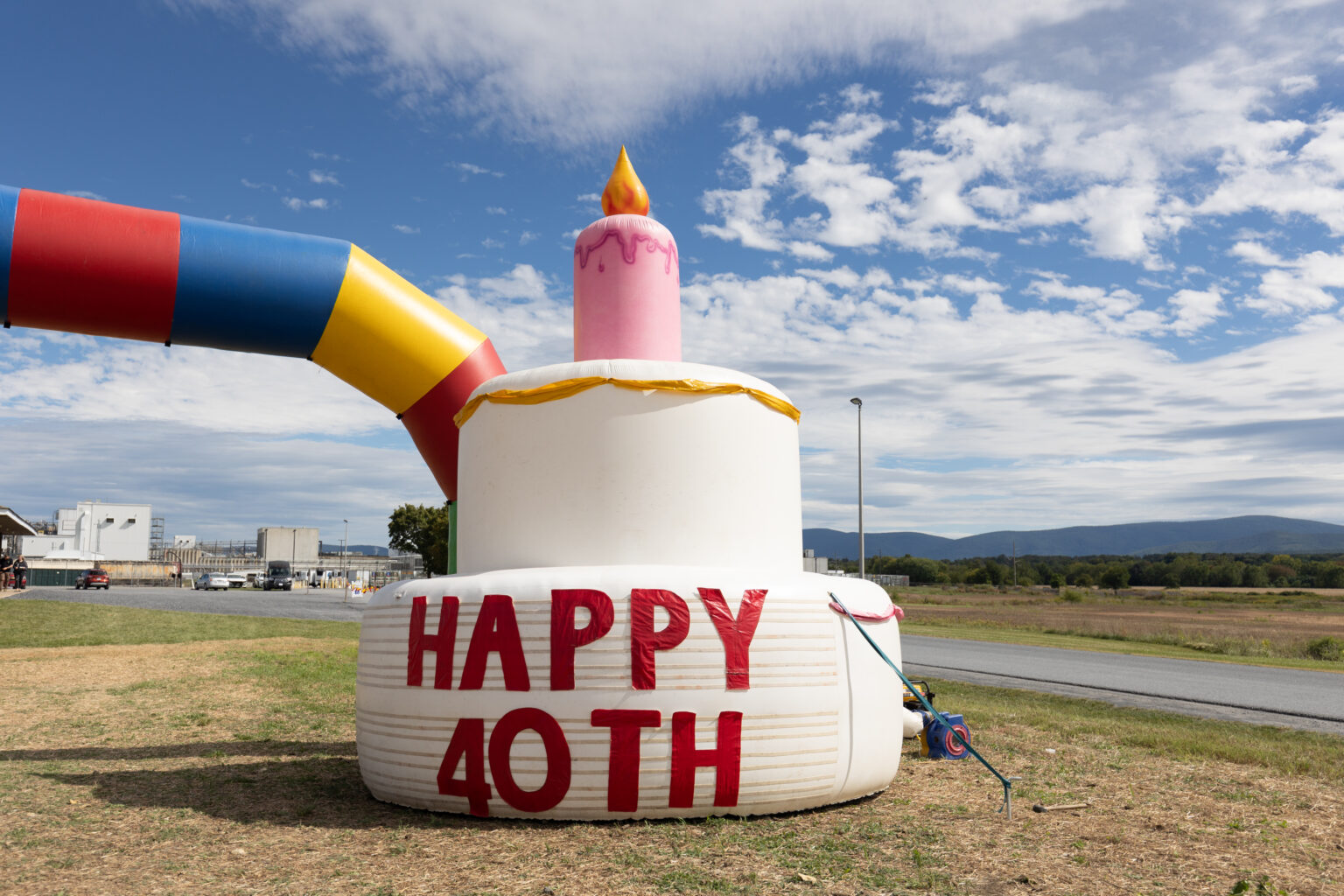 GIANT BIRTHDAY CAKE INFLATABLE