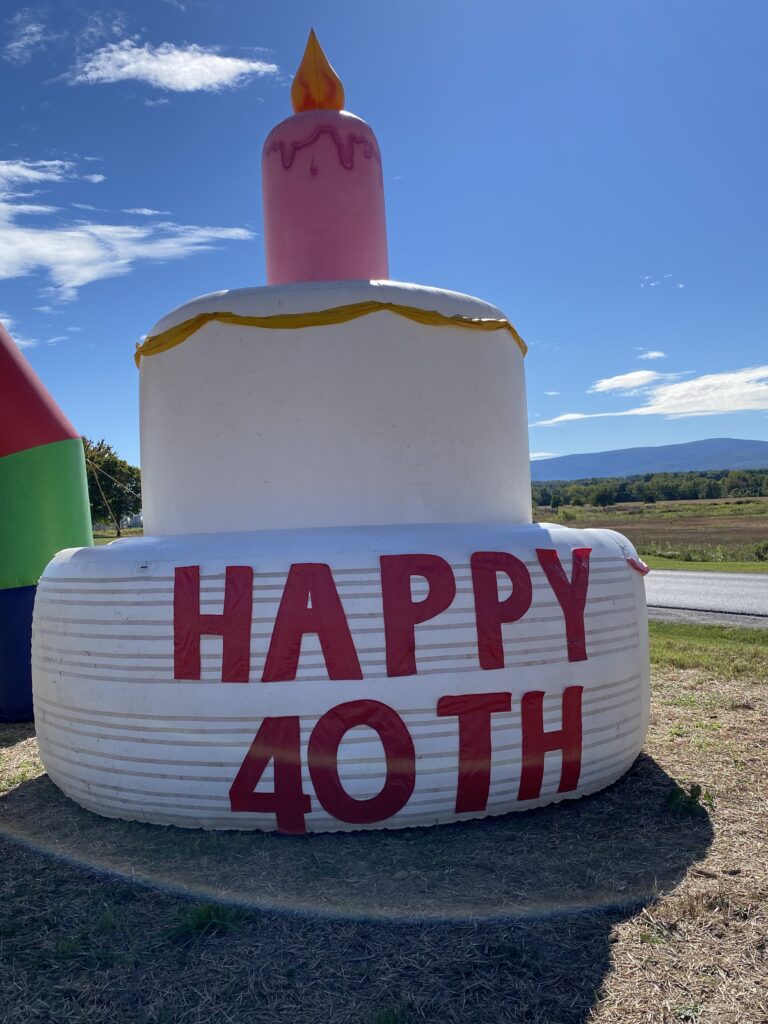 GIANT BIRTHDAY CAKE INFLATABLE