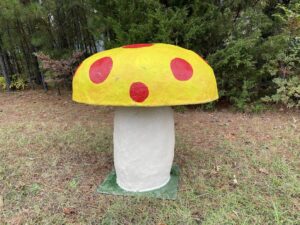 COLORFUL GIANT MUSHROOM PROP