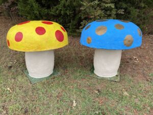 COLORFUL GIANT MUSHROOM PROP