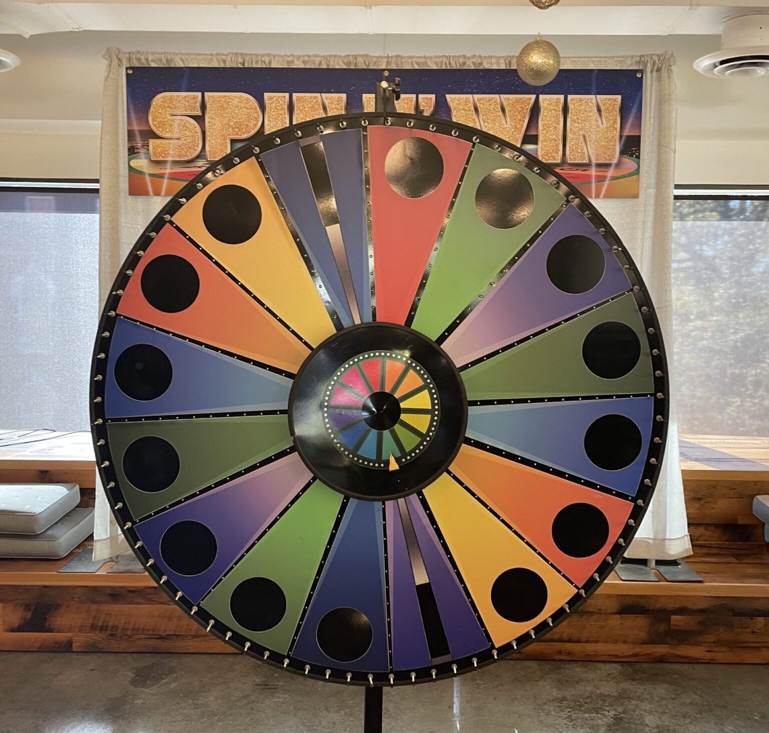 GIANT COLOR WHEEL OF FORTUNE WITH CHASING LIGHTS