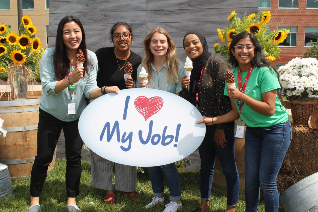 I LOVE MY JOB SIGN PROP