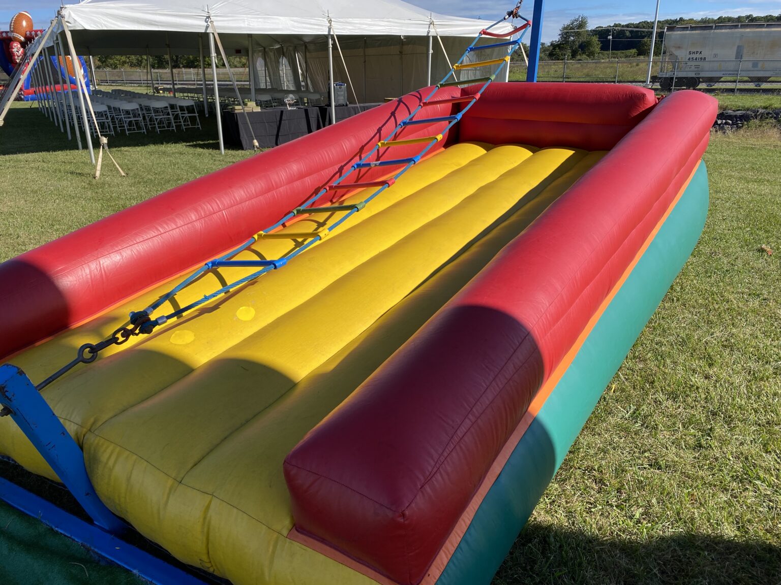 JACOB’S ROPE LADDER CLIMB INFLATABLE AMUSEMENT