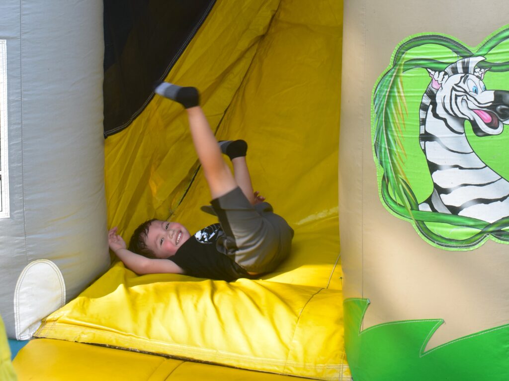 JUNGLE ELEPHANT INFLATABLE COMBO BOUNCER