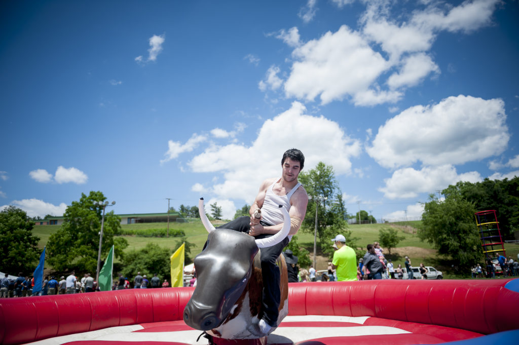 MECHANICAL BULL INTERACTIVE GAME
