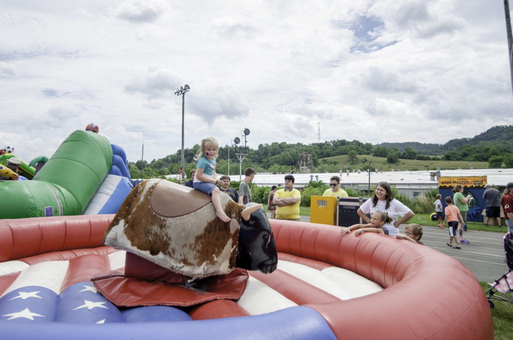 MECHANICAL BULL INTERACTIVE GAME