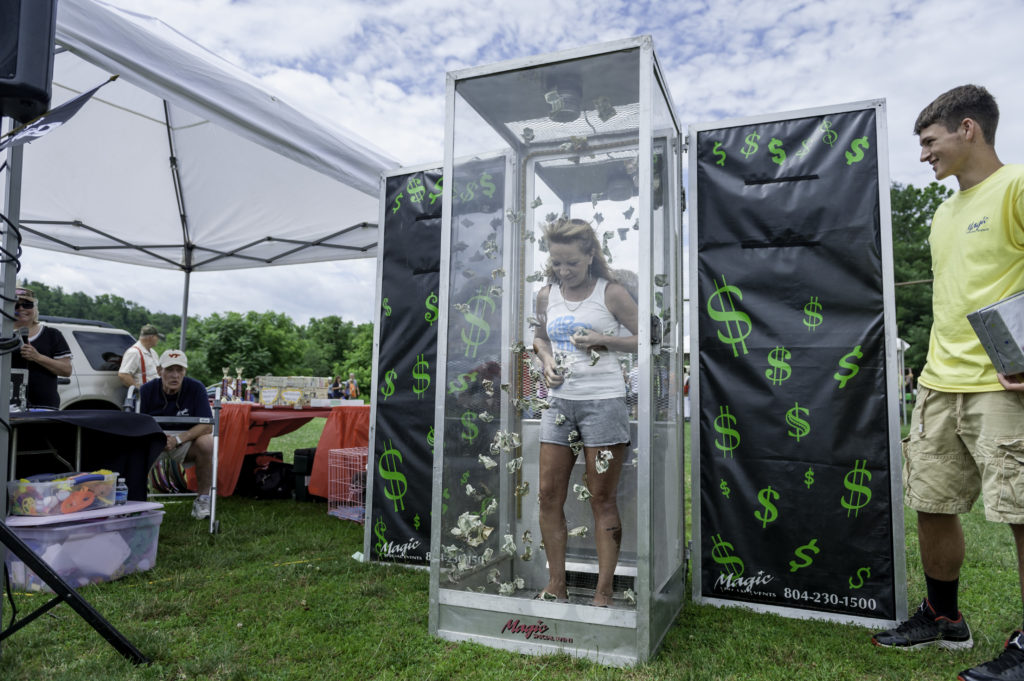 MONEY MACHINE CASH CUBE