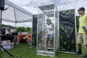 MONEY MACHINE CASH CUBE