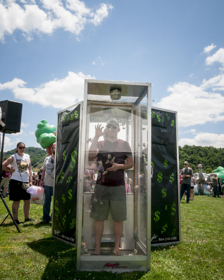 MONEY MACHINE CASH CUBE