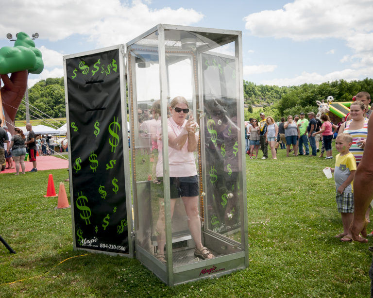 MONEY MACHINE CASH CUBE