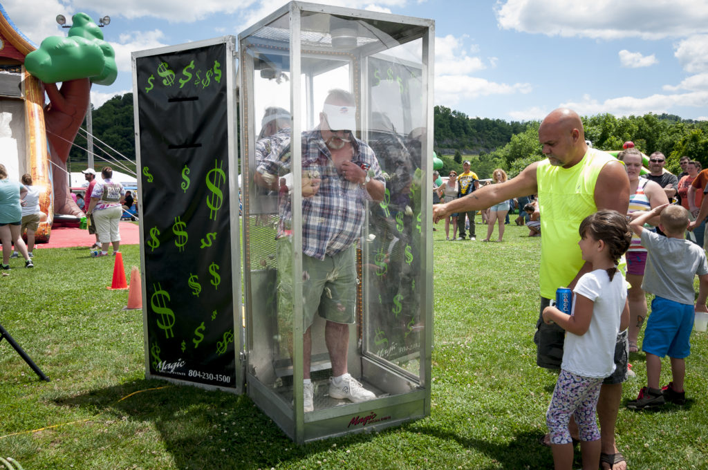 MONEY MACHINE CASH CUBE