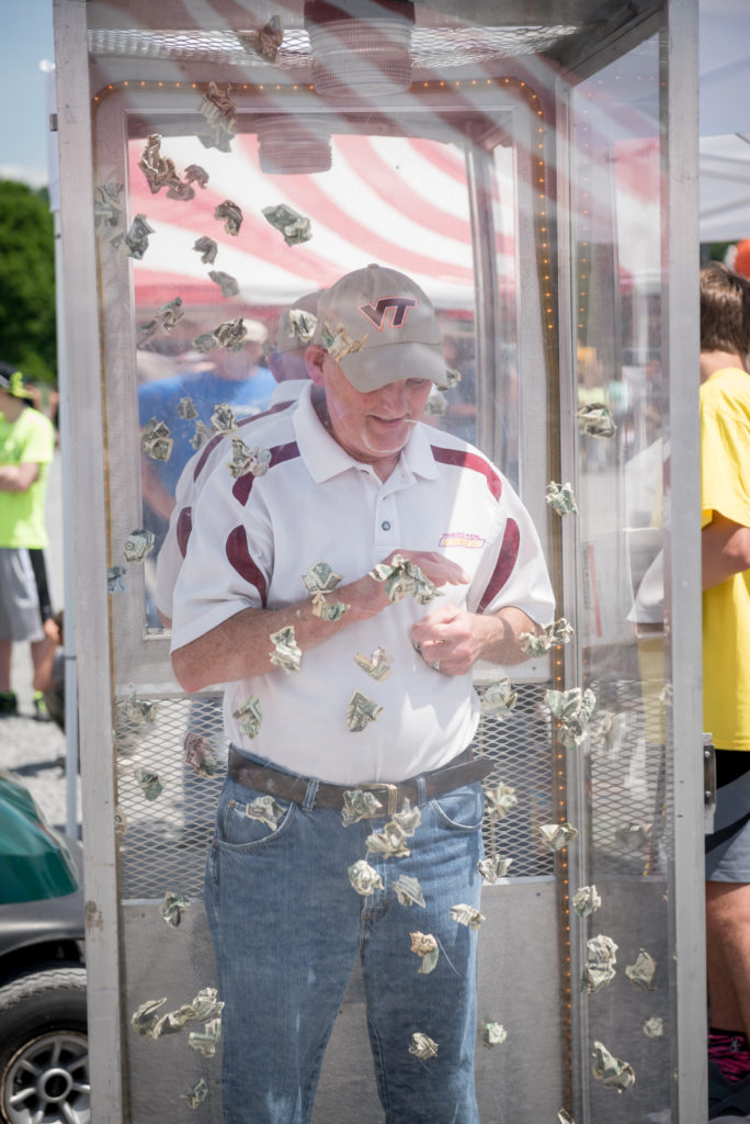 MONEY MACHINE CASH CUBE