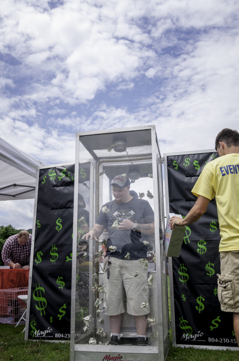 MONEY MACHINE CASH CUBE