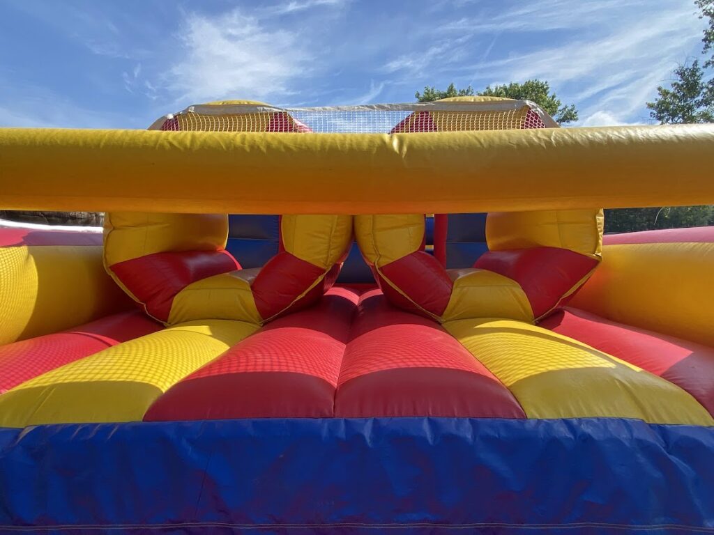 MINI OBSTACLE COURSE 28’x15’x7′