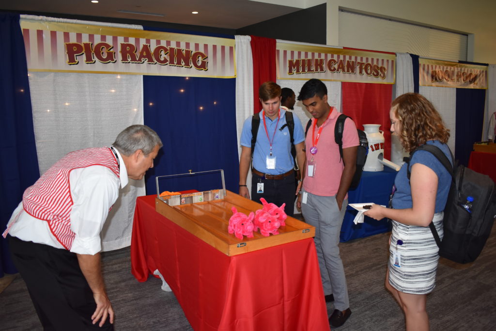 PIG RACING CARNIVAL GAME