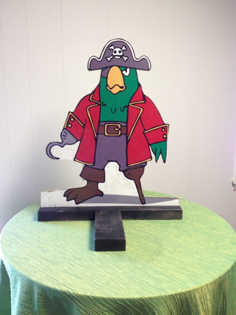 PIRATE PAROTE HOOPLA RING TOSS CARNIVAL GAME