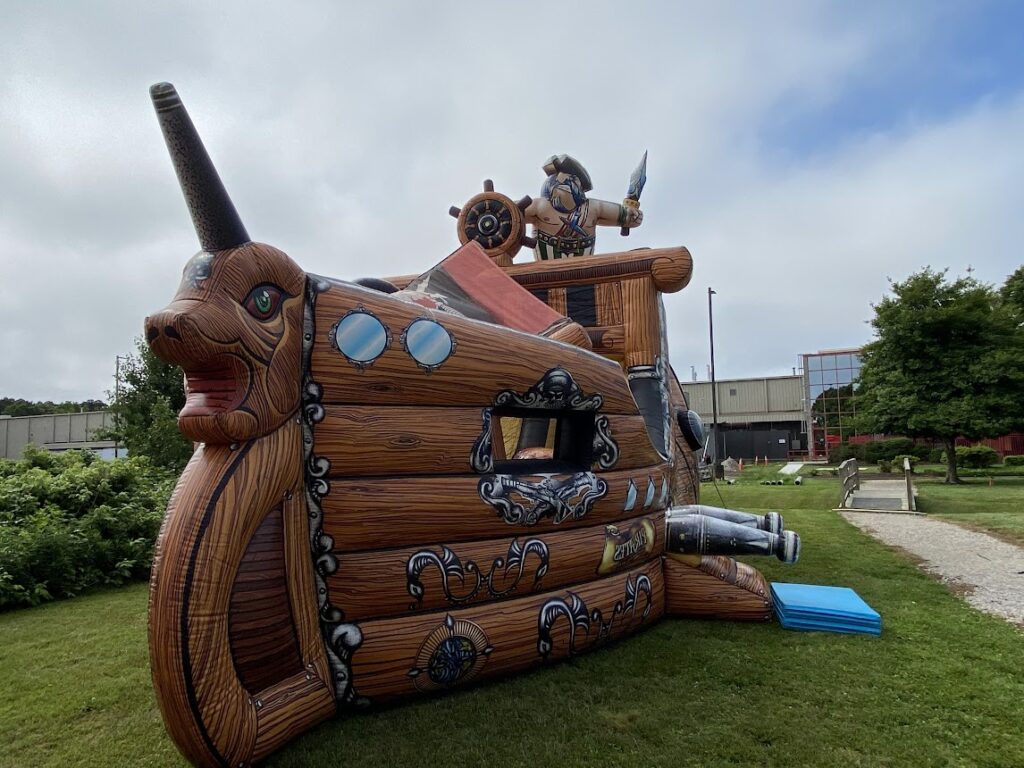 PIRATE SHIP INTERACTIVE FUN CENTER INFLATABLE