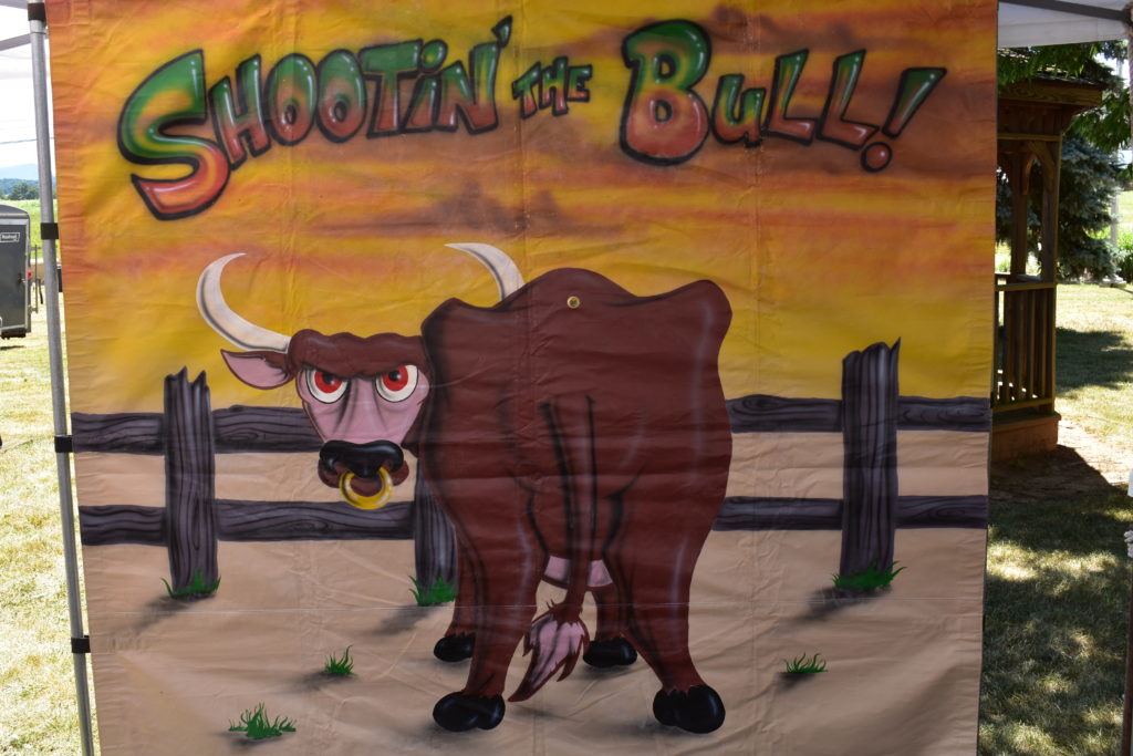 SHOOTING THE BULL CARNIVAL FRAME GAME
