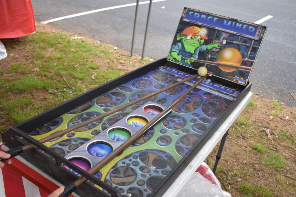 GRAVITY BALL SPACE MINER CARNIVAL GAME