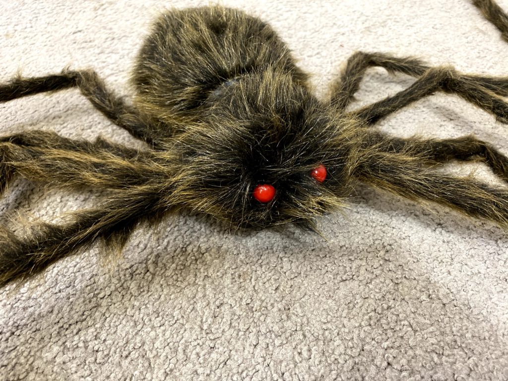 SPIDERS BROWN LONG EXTENDED LEGS SET OF FOUR