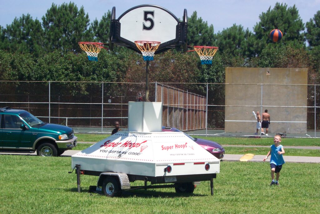 SUPER HOOPS BASKETBALL TRAILER GAME