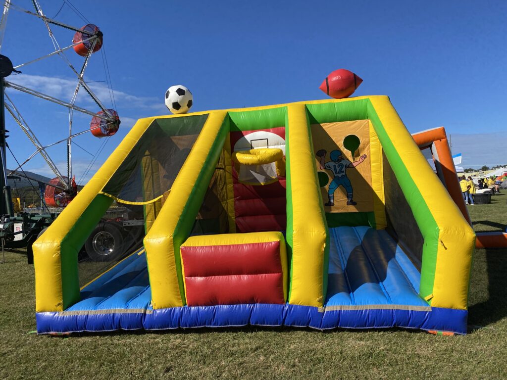 THREE IN ONE SPORTS CHALLENGE INFLATABLE GAME