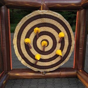 TOMAHAWK TOSS AXE THROWING FUN