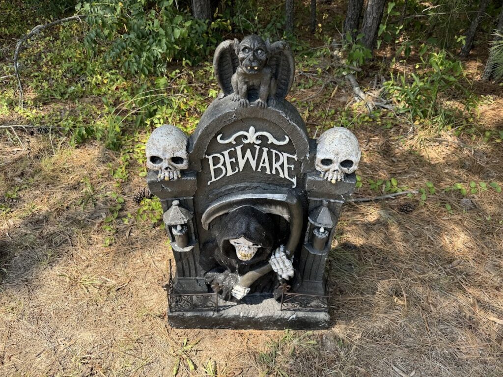 TOMBSTONE BEWARE LIGHT UP