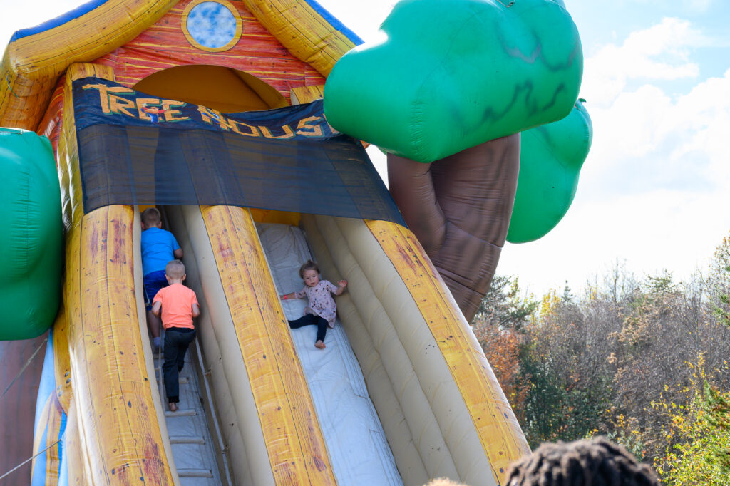 TREE HOUSE INFLATABLE SLIDE 32 feet – Call for pricing