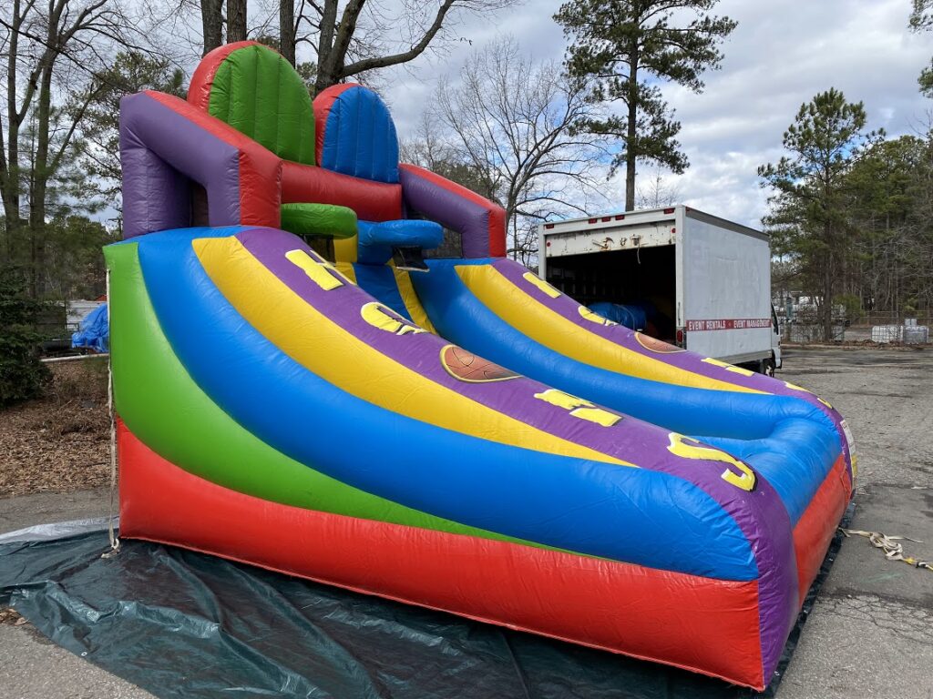 WACKY HOOPS BASKETBALL INFLATABLE SPORTS GAME