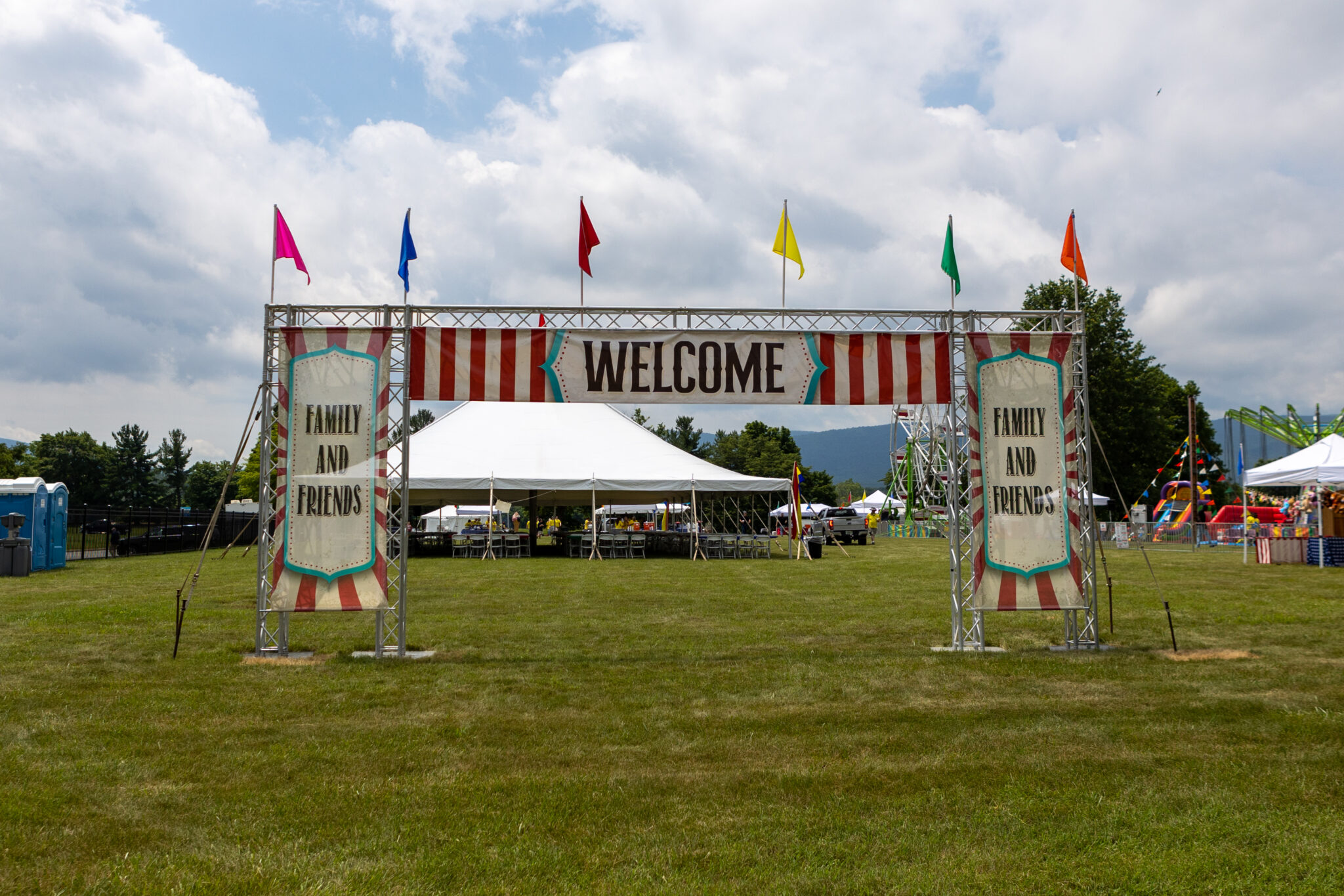 WELCOME ENTRANCE ARCH TRUSS