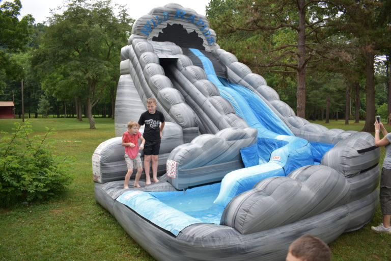 WILD RAPIDS INFLATABLE WATER SLIDE
