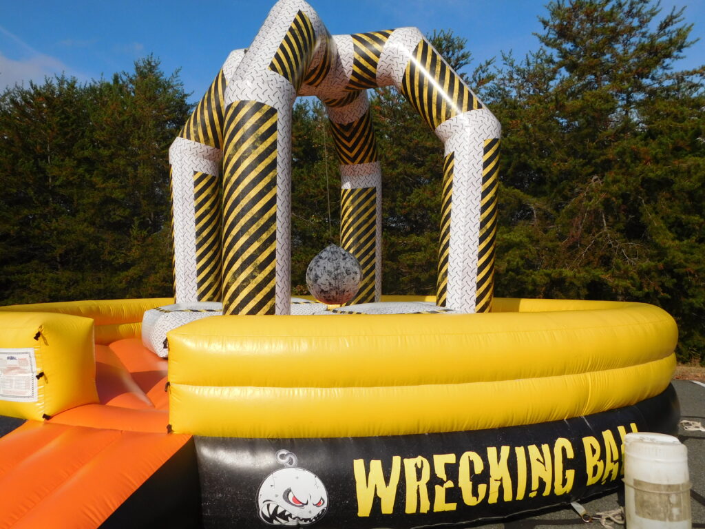 WRECKING BALL EXTREME INTERACTIVE INFLATABLE